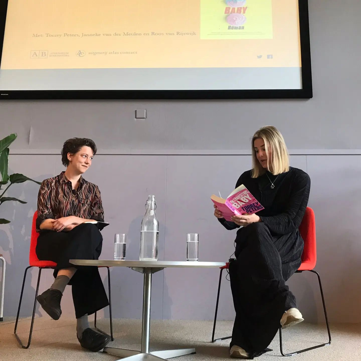 Atlas Contact : Atlas Contact